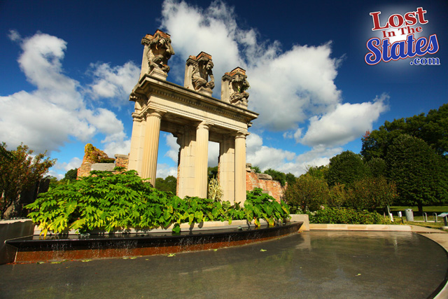 The Ruins In The Park - Lost In The States