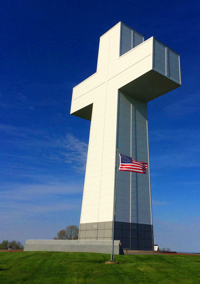 The Cross in Illinois - Lost In The States