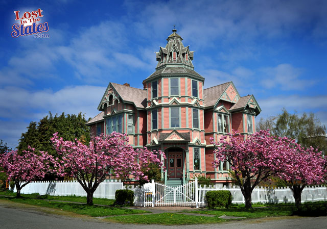 The Ann Starrett Mansion - Lost In The States